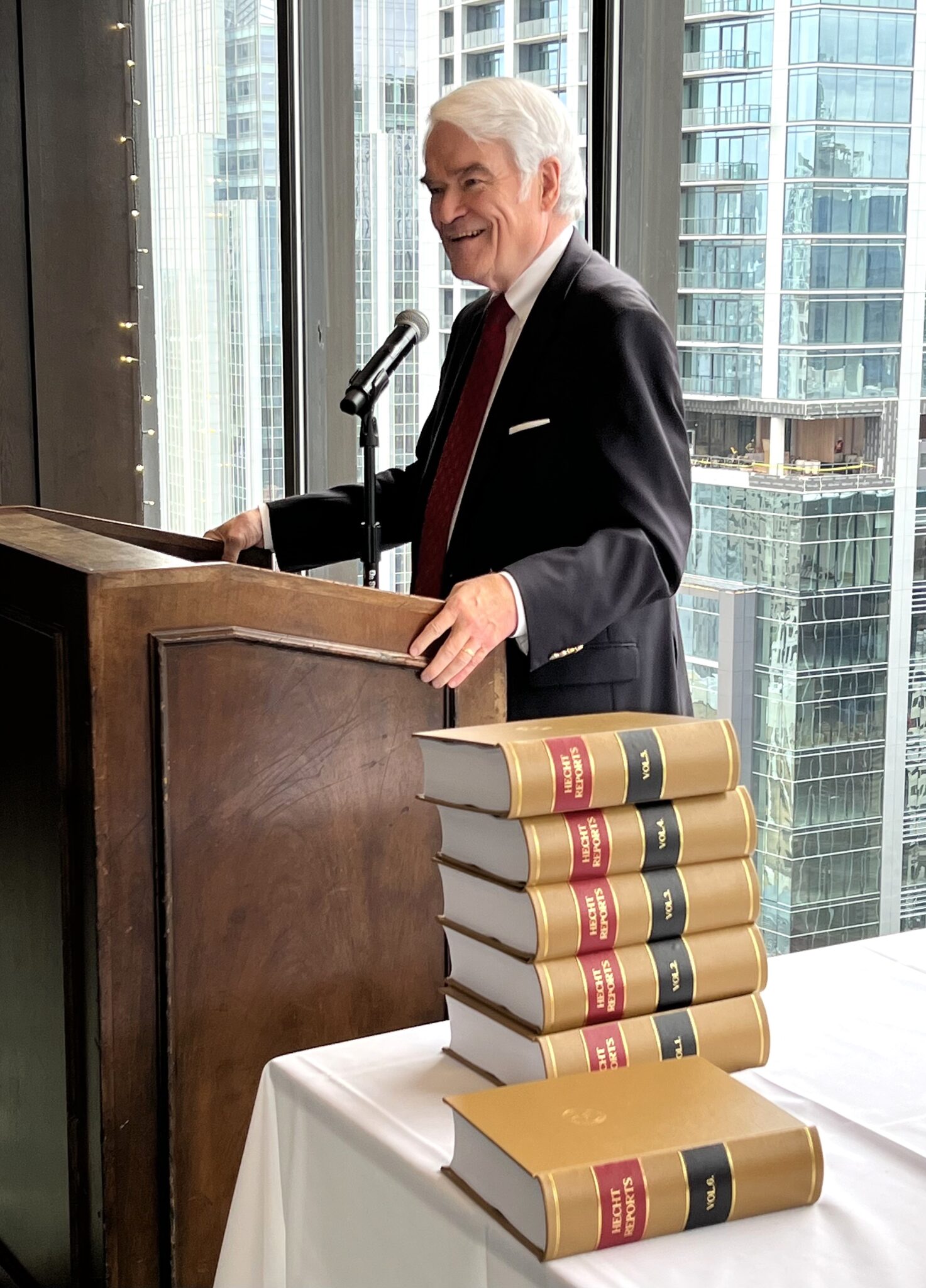 Former Colleagues Surprise Hecht at Final Argument - The Texas Lawbook