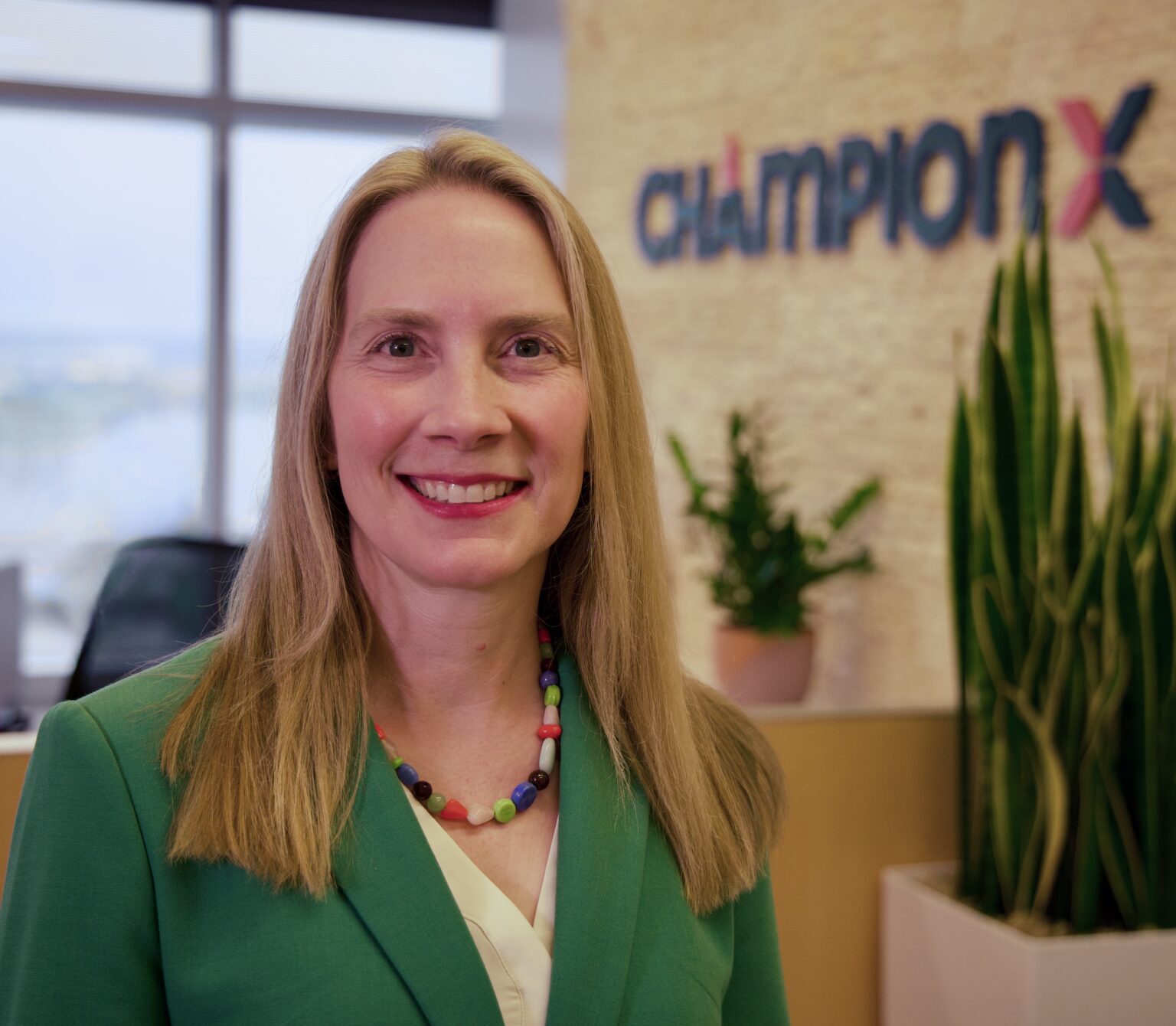 Julia Wright ‘Sets the Example for All General Counsel Globally’ - The Texas Lawbook