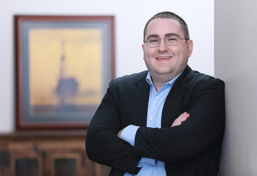 Stakeholder GC Jonathan Ellis ‘Turns Adversity into Opportunity’ - The ...